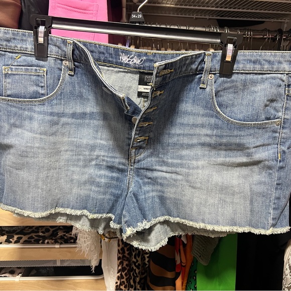 Mossimo Supply Co. | Shorts | Mossimo High Rise Shorts | Poshmark